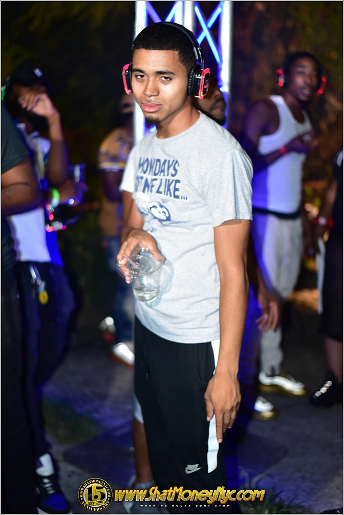 Grizzly & Dj Stylez presents Big Batty Gyal vs Slim & Trim Silent Party ...